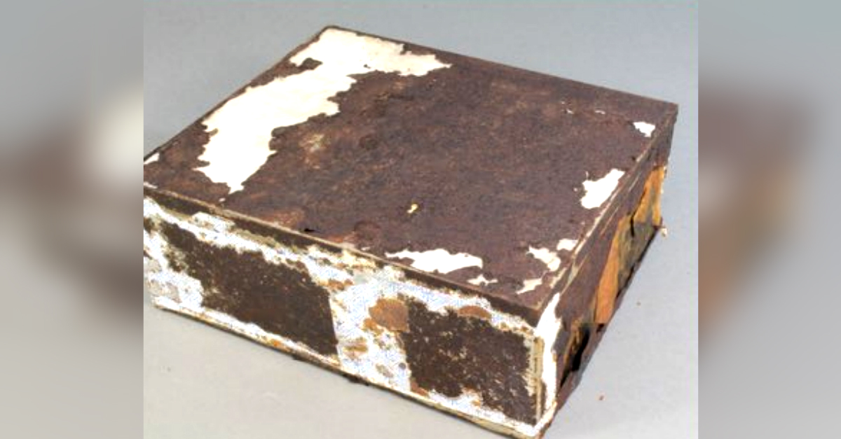 106-Year-Old Fruitcake Is Found In Antarctica | LittleThings.com