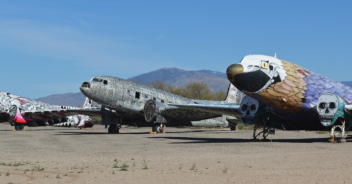Explore Every Foot Of This Old Airplane Boneyard With These AMAZING ...
