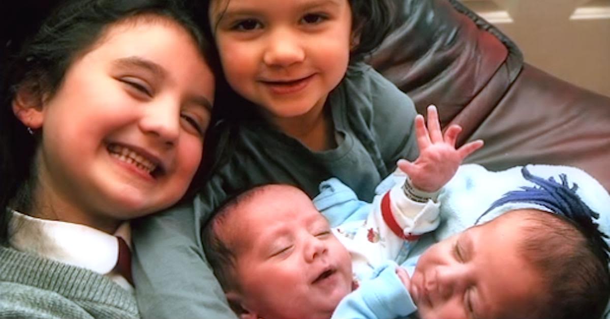 Mom Says She's Cursed. 8 Months Later, She Delivers Twins And Sees THIS ...