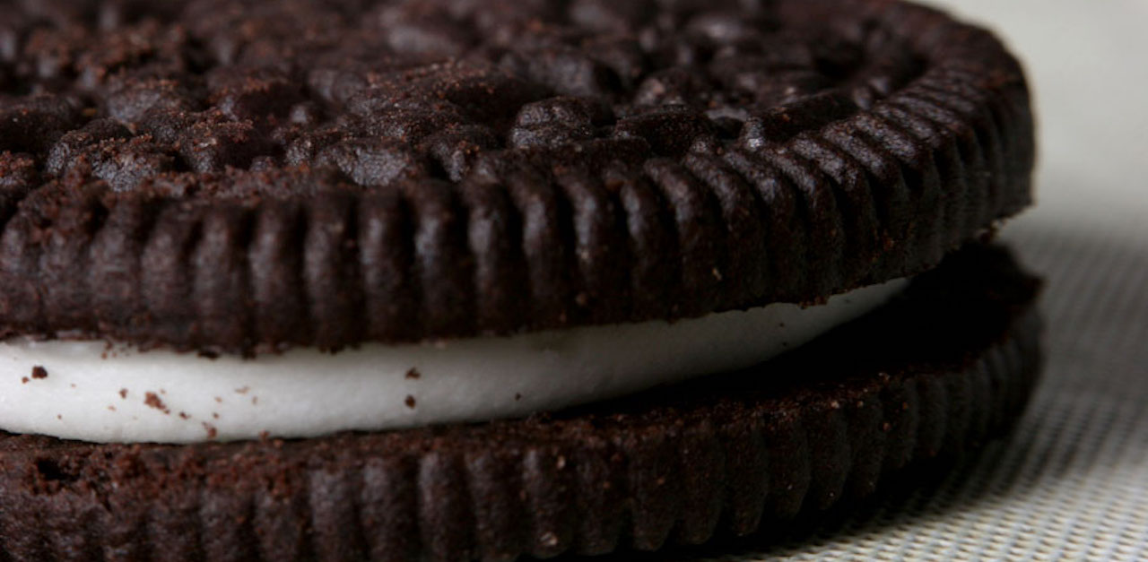 The Design On Oreo Cookies Could Be Hiding Strange Masonic Symbols ...