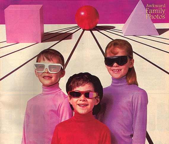 20 Of The Most Awkward Family Vacation Photos EVER! | LittleThings.com