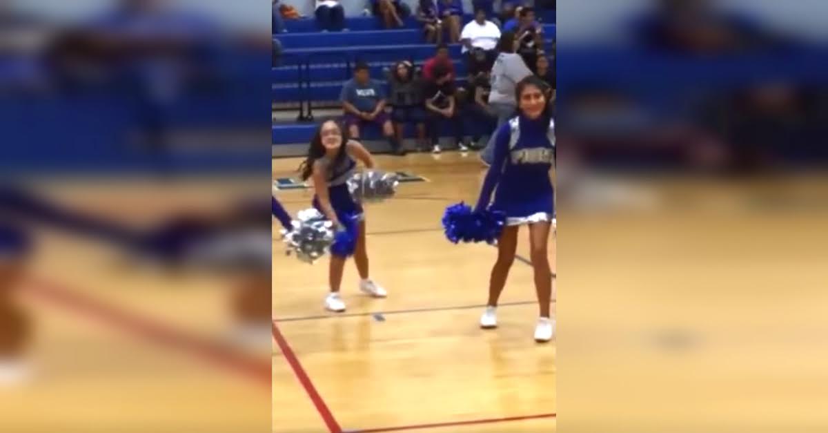 2 Cheerleaders Amaze The Crowd With THIS Move. Now Watch The Girl On ...