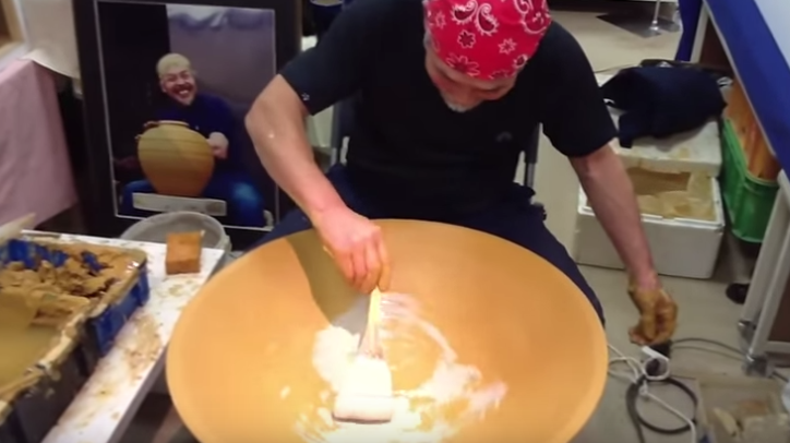 Watch What This Japanese Master Can Do, It's Mesmerizing ...
