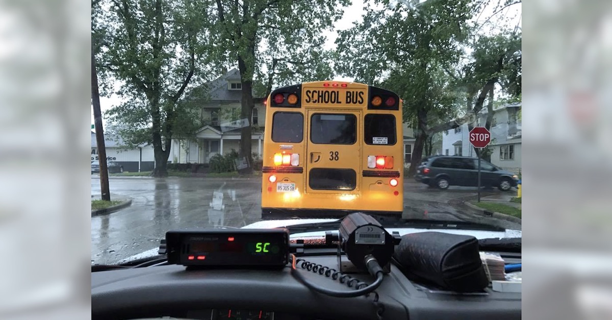 Cop Writes Message To School Bus Driver After Tailing Bus ...