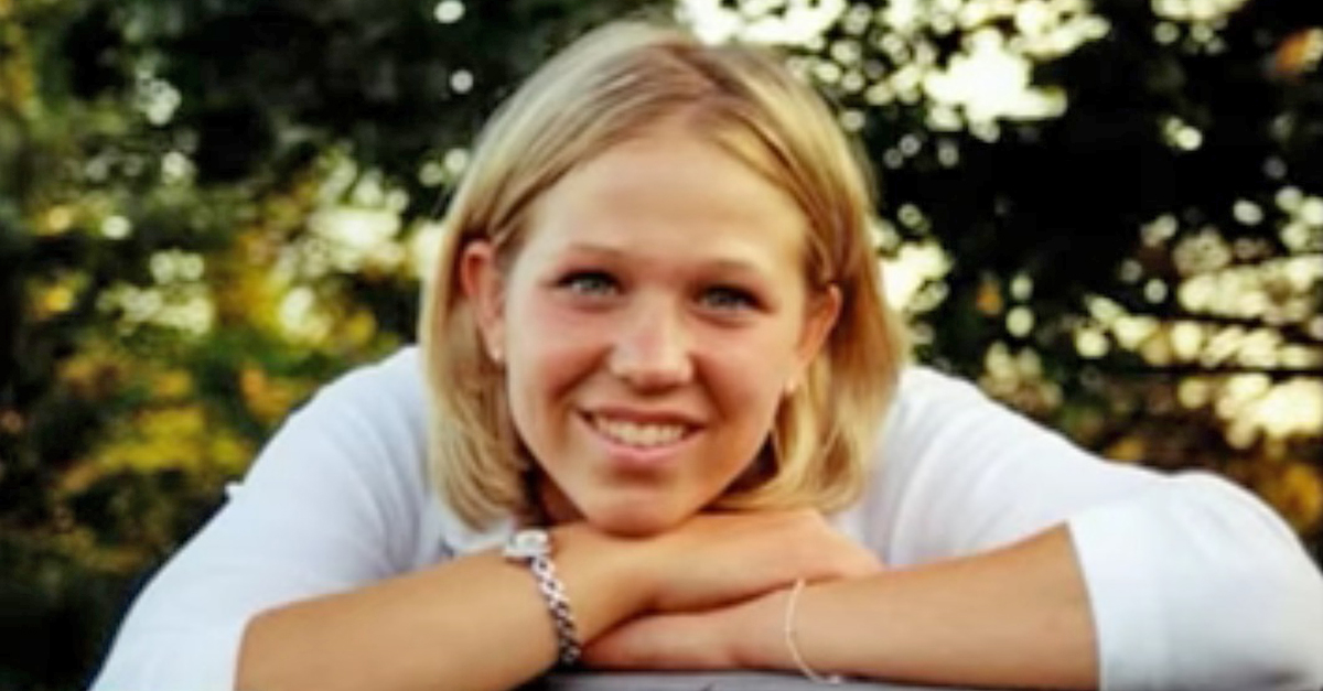 Daughter Is Bedridden After Car Crash. When She Yawns, Mom Notices The ...