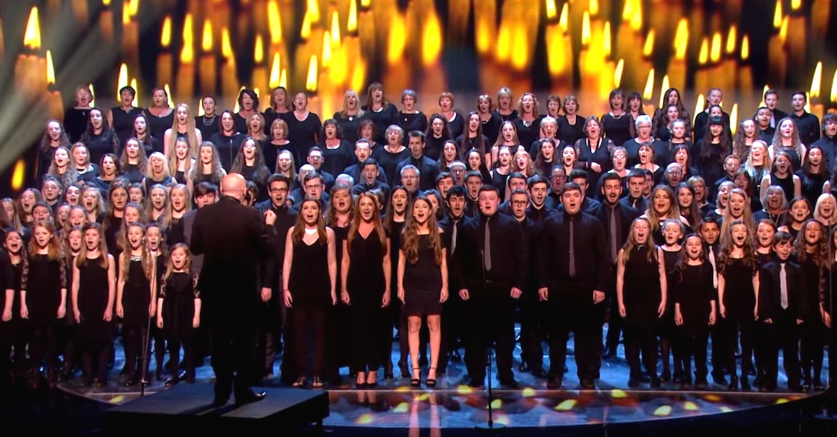 4 Singers Stand Alone Onstage. But When The Lights Turn On? I Got ...