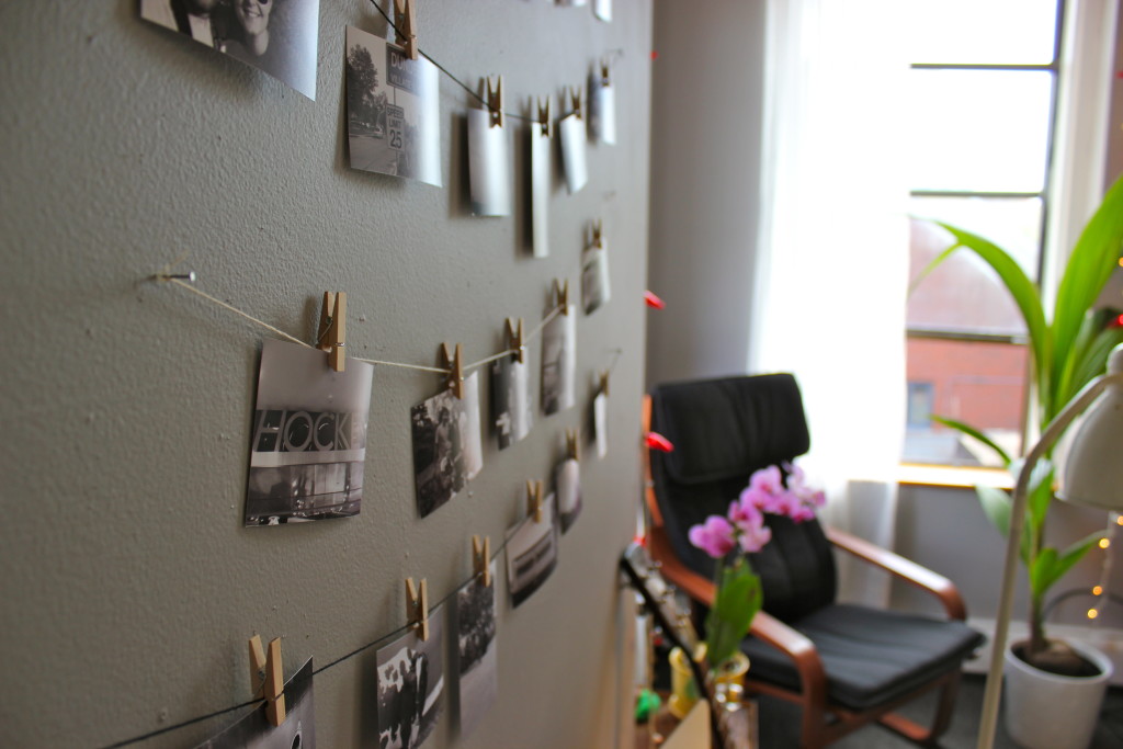 12 Creative Ways To Display Pictures Without Frames | LittleThings.com