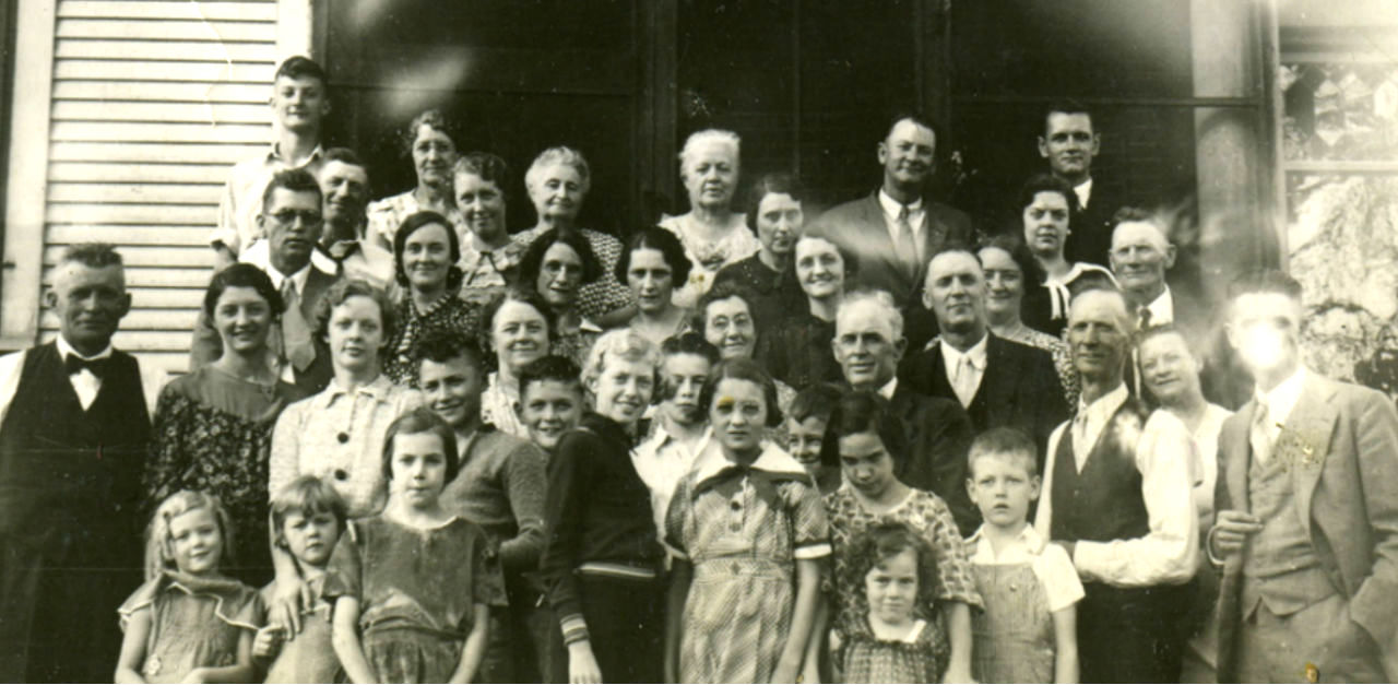 12 Surprising Things Everyone Who Grew Up In A Big Family Has In Common ...
