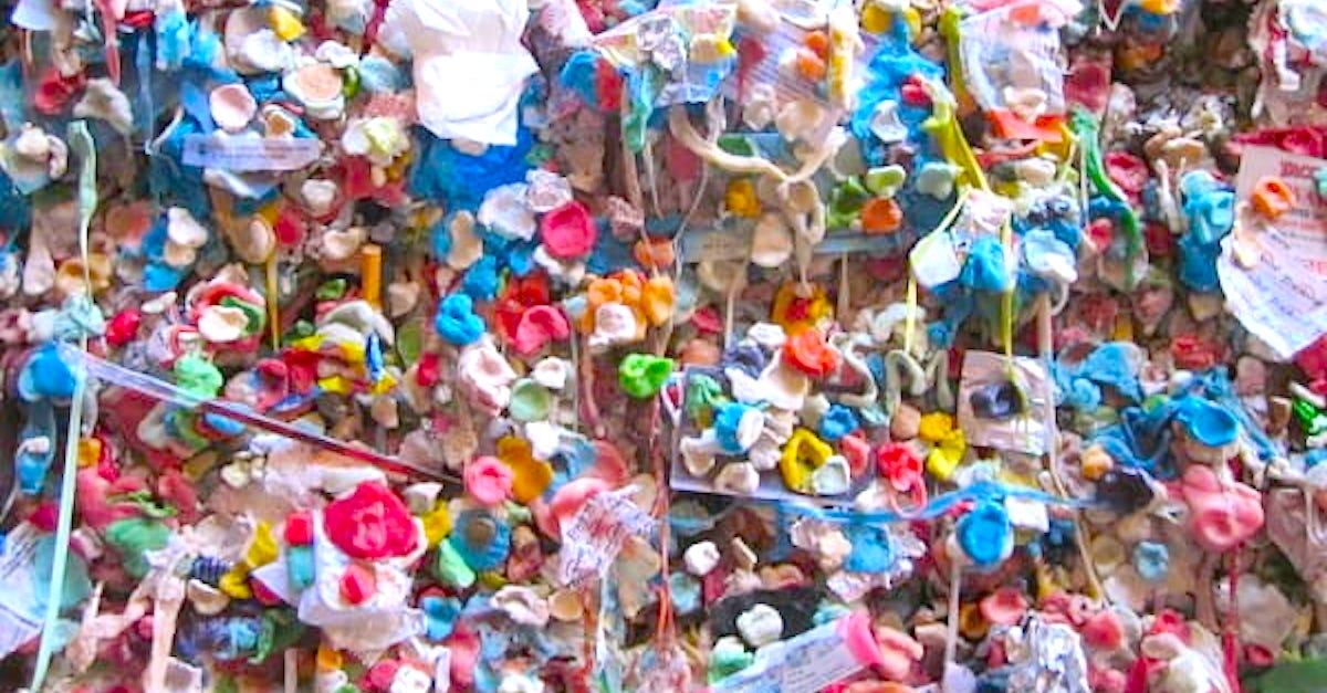 Since 1993, People Have Stuck Their Gum All Over This Wall. Now? This ...