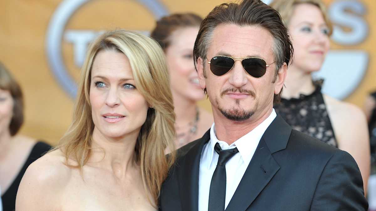 Robin Wright And Sean Penns Relationship Status Gets Clarified After Spotted Together