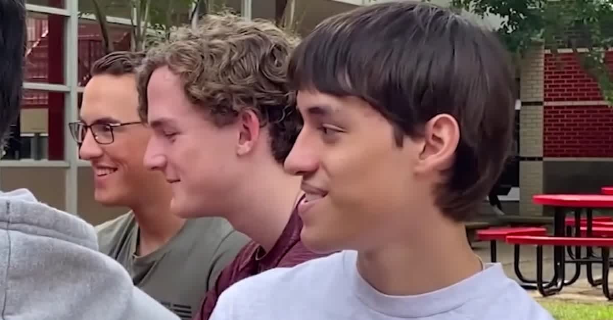 A High School In Texas Has 3 Different Sets Of Triplets Graduating a-high-school-in-texas-has-3-different-sets-of-triplets-graduating
