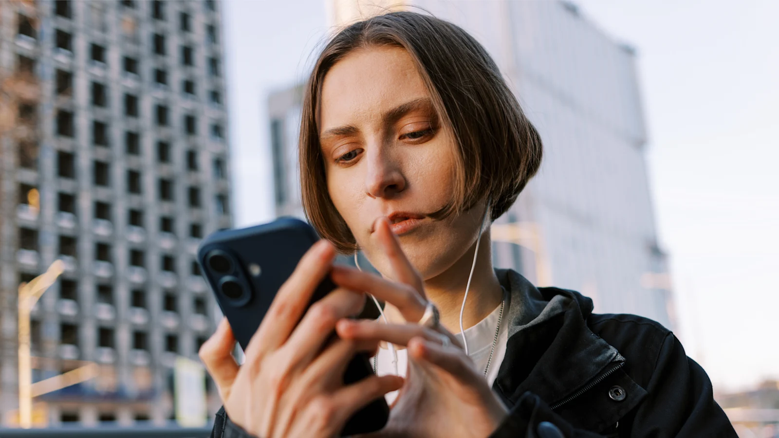 Audio Advertising Guide | What It Is and How It Works