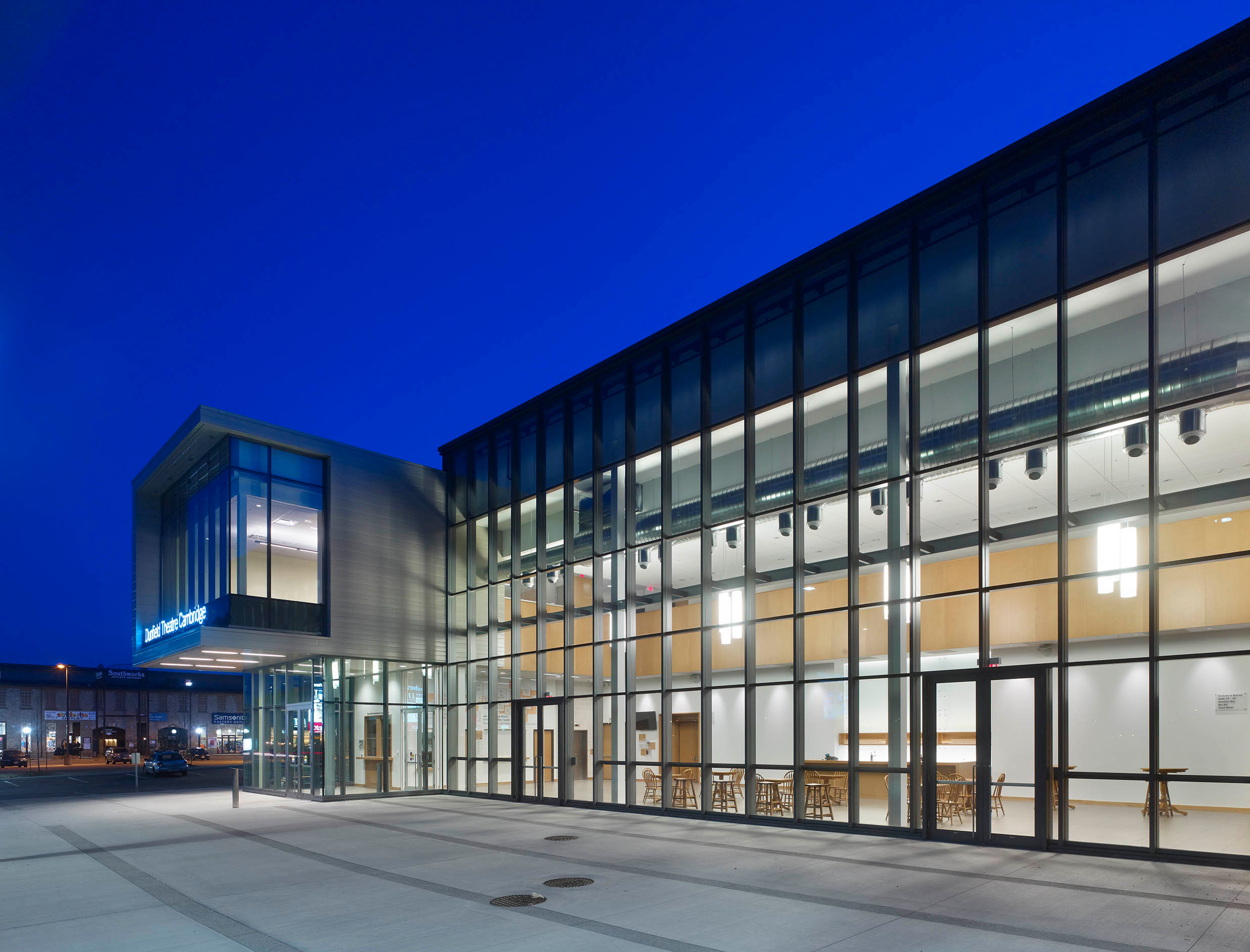 Dunfield Theatre | Melloul Blamey