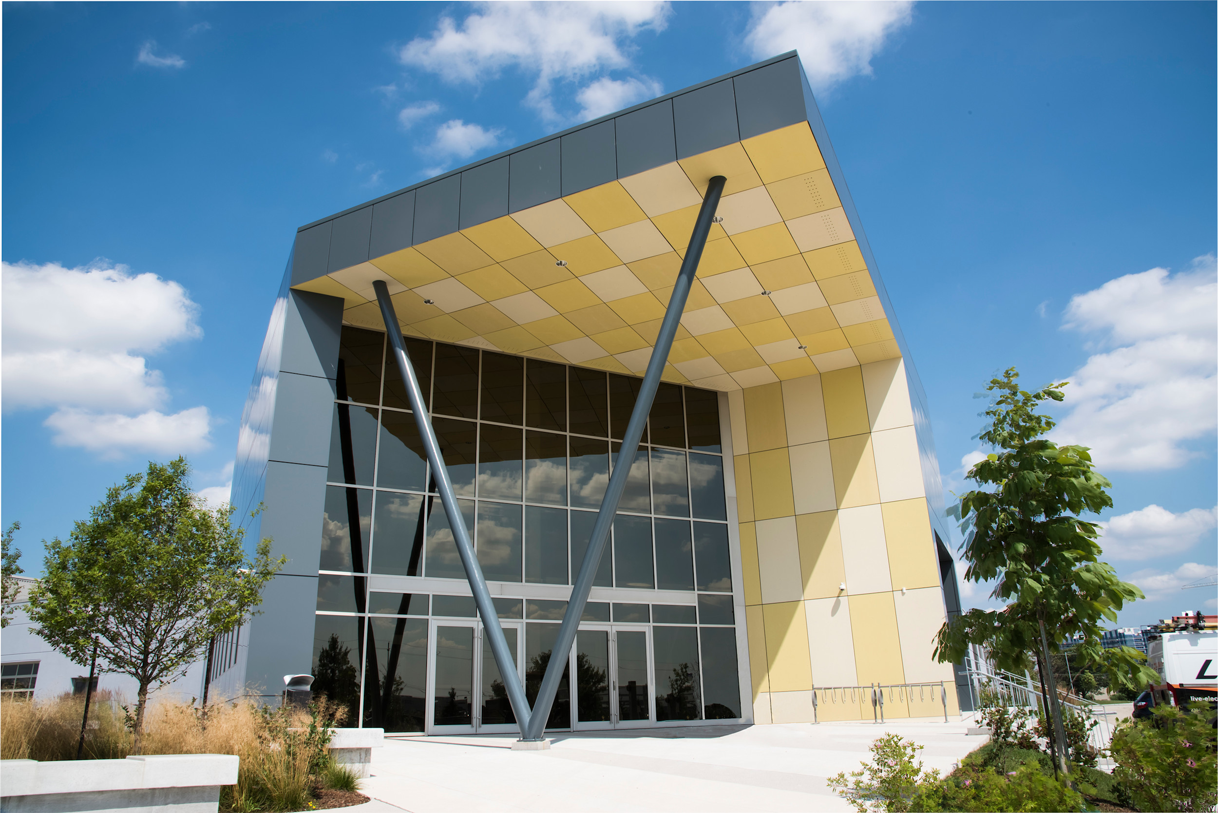 Factory Square | Melloul Blamey