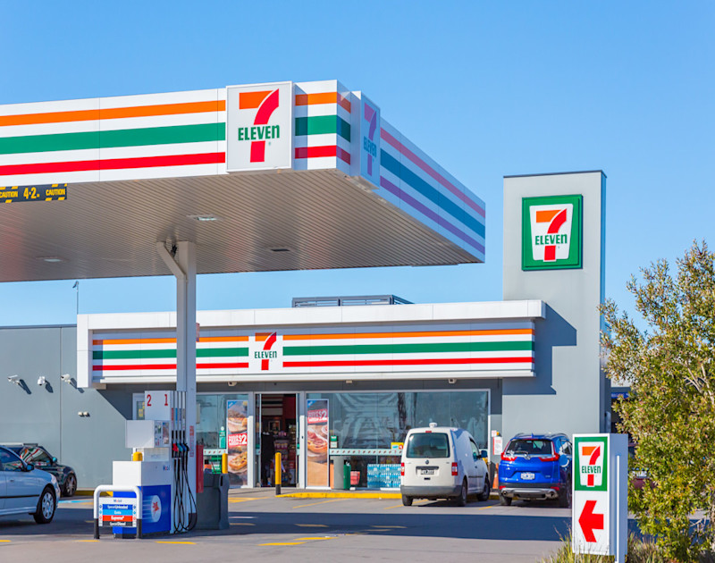 How dormakaba enhanced safety across 7-Eleven stores
