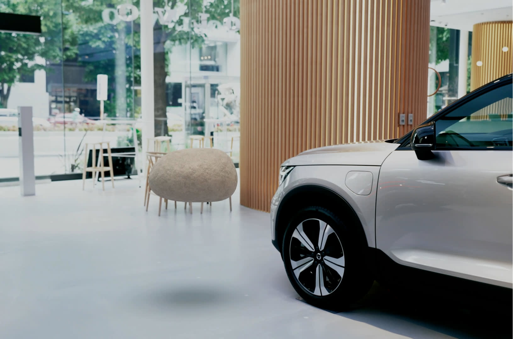 Volvo Studio Tokyo Explorer - AKQA