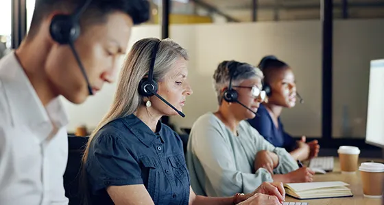 Contact Centres - Enterprise solutions | TELUS Business