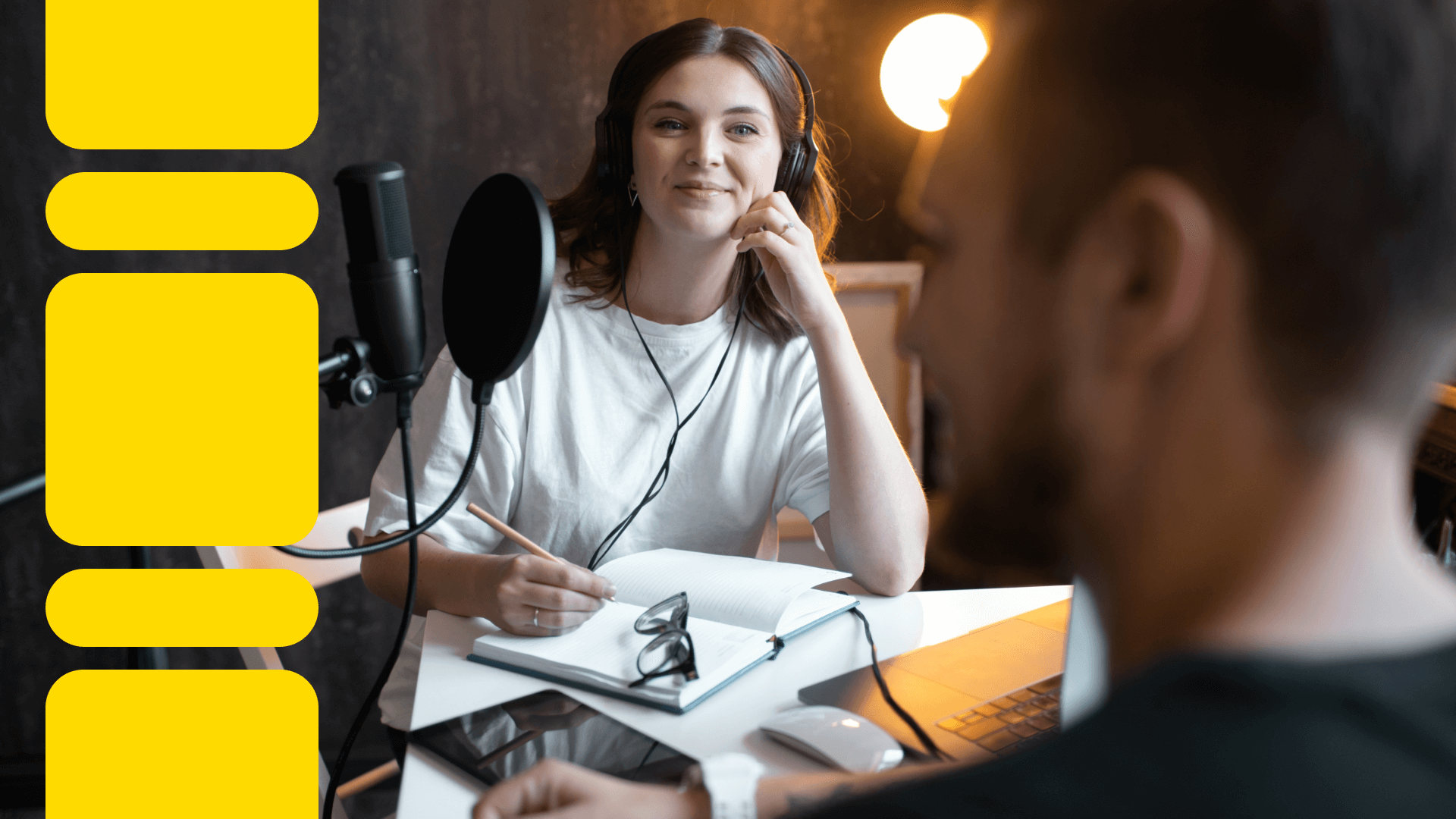 Top 20 customer experience podcasts to listen to in 2025 | Contentful