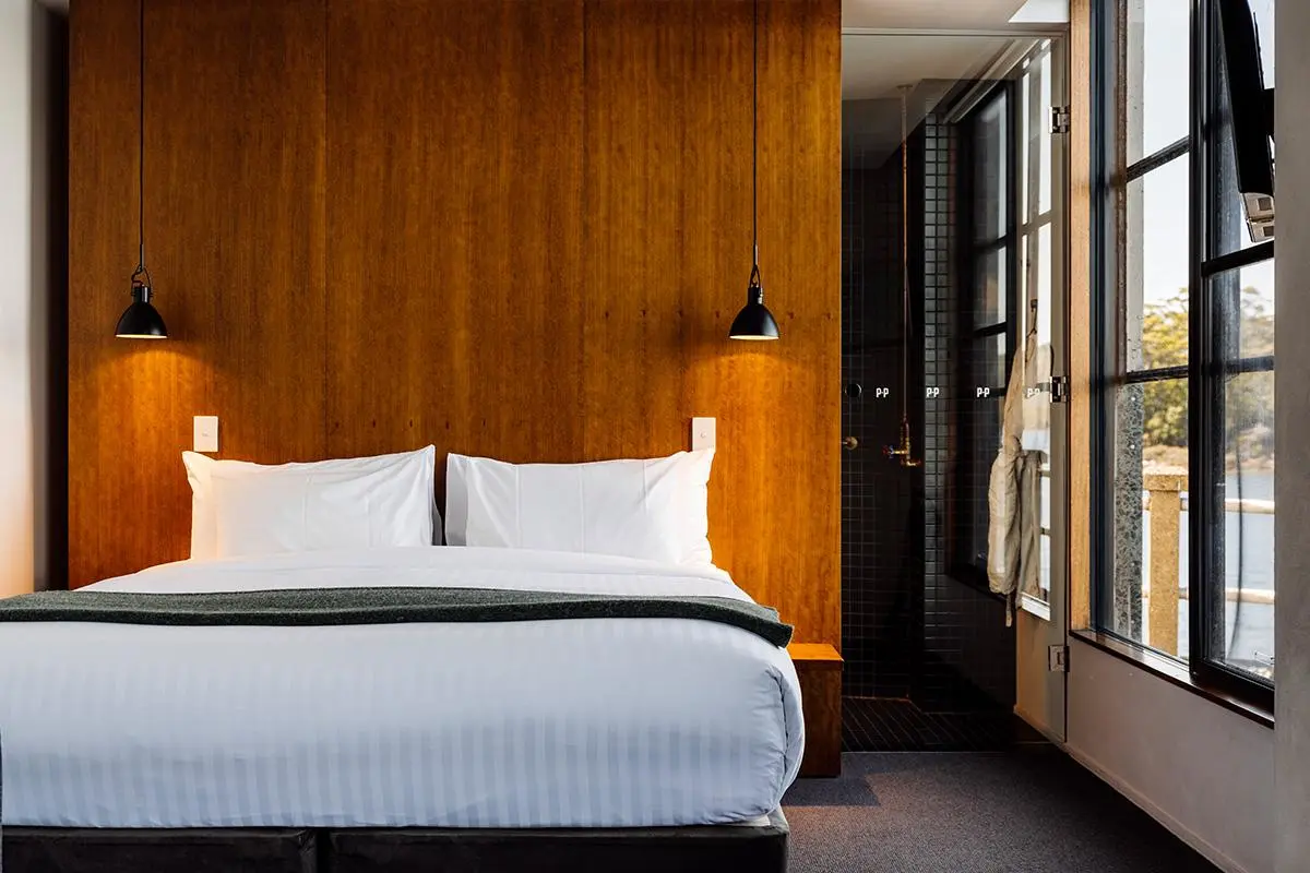 Pumphouse Point accommodation, Lake St Clair