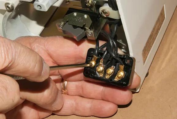 How to replace a sewing machine drive motor | Repair guide