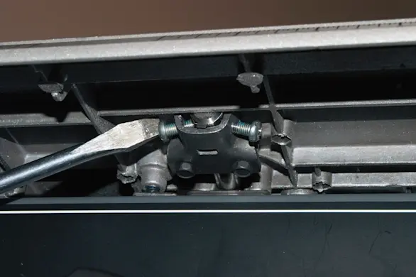 How to adjust a table saw blade | Repair guide