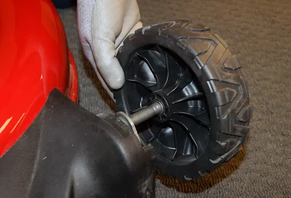 How to replace a lawn mower wheel | Repair guide