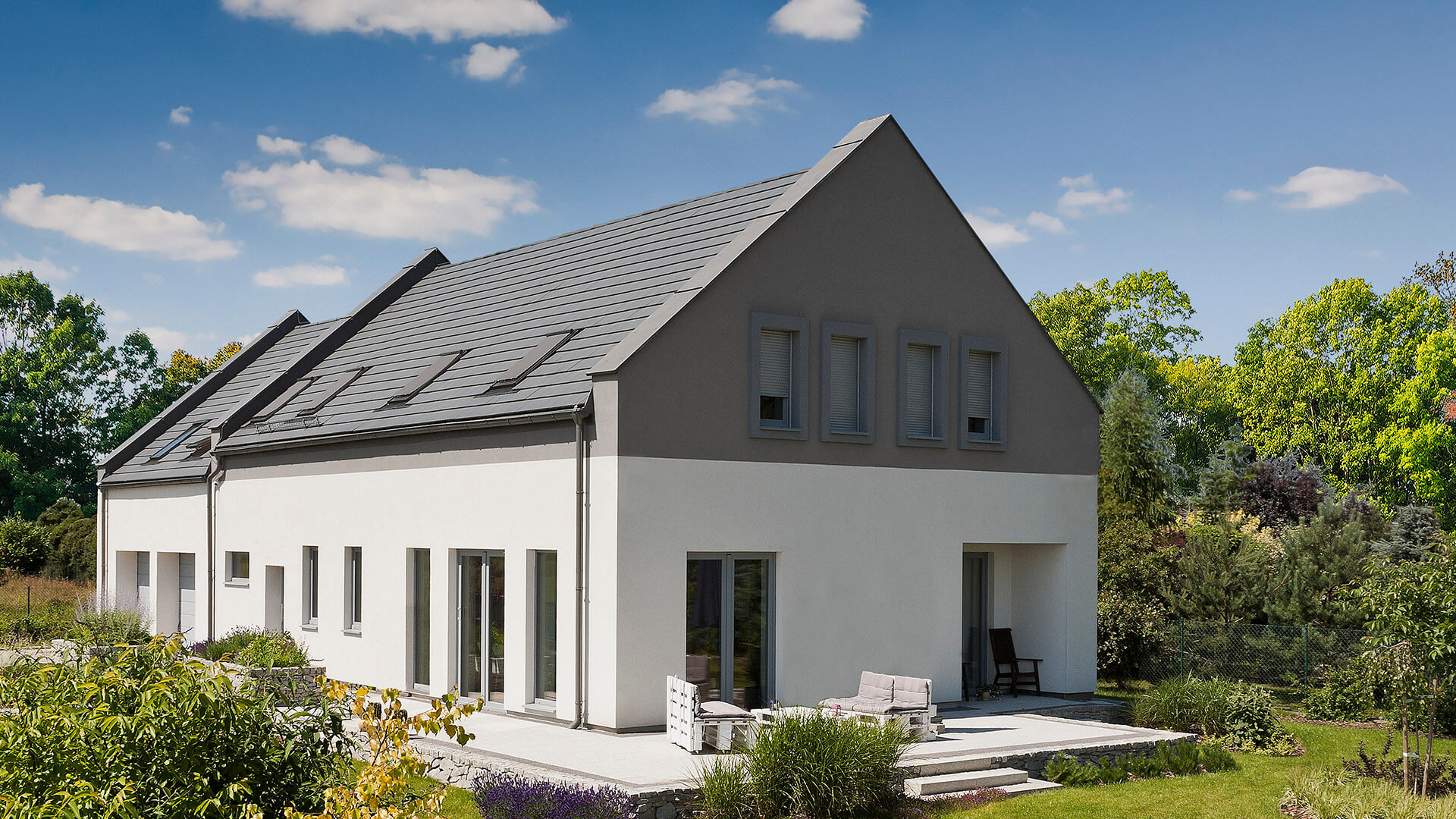 Dach dwuspadowy – zalety, co warto o nim wiedzieć? 🏠 | Braas / BMI Polska