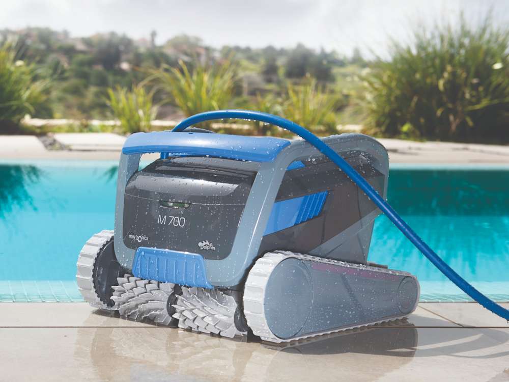 Robotic Swimming Pool Cleaners | Maytronics