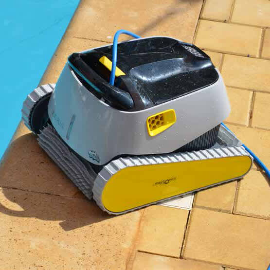 Robotic Swimming Pool Cleaners | Maytronics