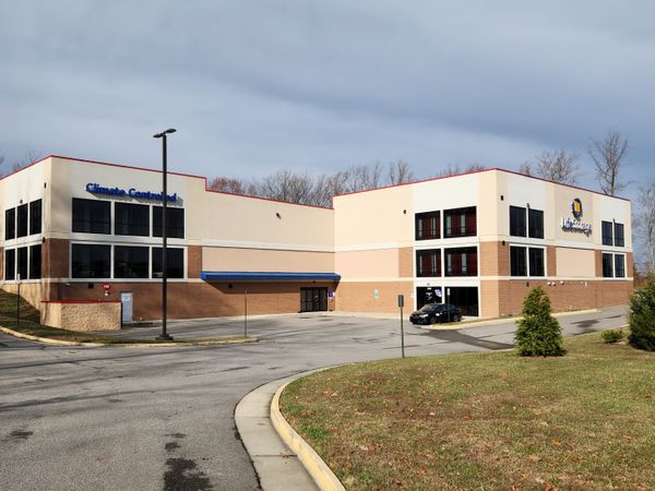 Cheap Storage Units in Fairfax, VA (from $6) | Extra Space Storage
