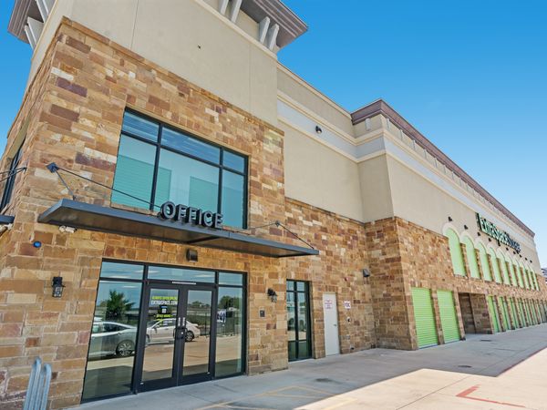 Cheap Storage Units in Cedar Park, TX (from $7) | Extra Space Storage