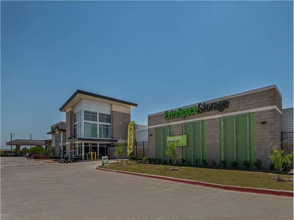 Cheap Storage Units in Carrollton, TX (from $5) | Extra Space Storage