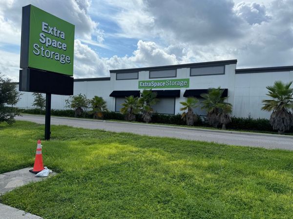 Cheap Storage Units in Fort Myers, FL (from $5) | Extra Space Storage