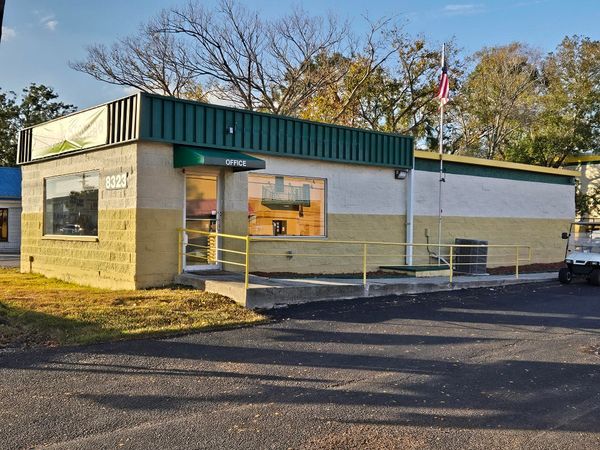 Cheap Storage Units in Pinellas Park, FL (from $7) | Extra Space Storage