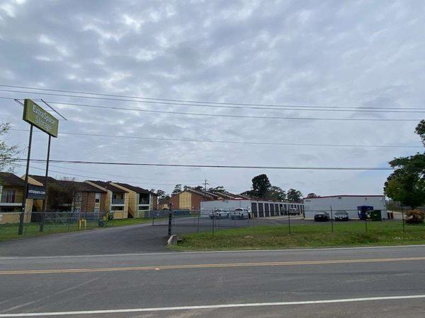 Car & Vehicle Storage in Houston, TX (from $7)