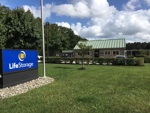 RV & Boat Storage in Sicklerville, NJ (from $4) | Extra Space Storage