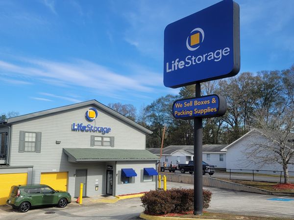 Cheap Storage Units in Hiram, GA (from $7) | Extra Space Storage
