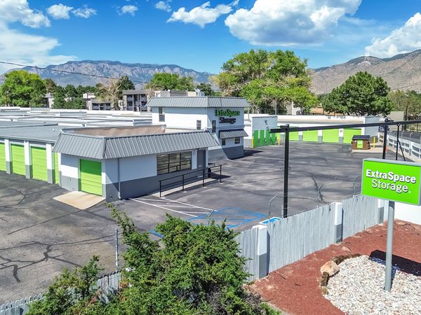 Cheap Storage Units in Albuquerque, NM (from $10) | Extra Space Storage