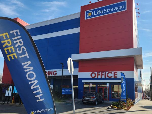 Cheap Storage Units in Bronx, NY (from $4) | Extra Space Storage