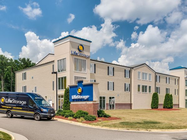 Cheap Storage Units in Henrico, VA (from $6) | Extra Space Storage