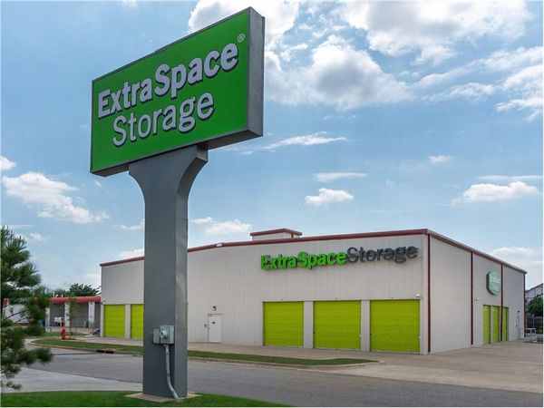 Cheap Storage Units in Oklahoma City, OK (from $9) | Extra Space Storage