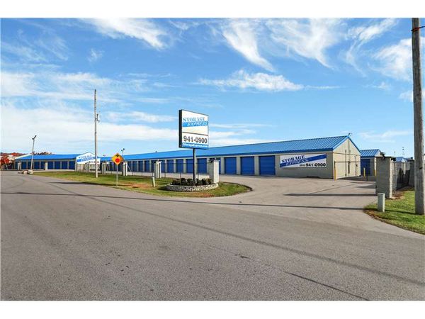 Cheap Storage Units in Louisville, KY (from $5) | Extra Space Storage