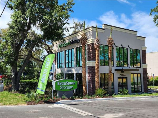 Cheap Storage Units in Brandon, FL (from $6) | Extra Space Storage