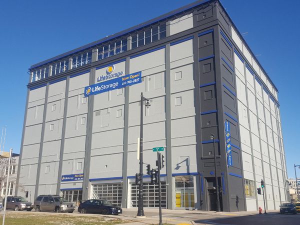 Cheap Storage Units in Milwaukee, WI (from $5) | Extra Space Storage