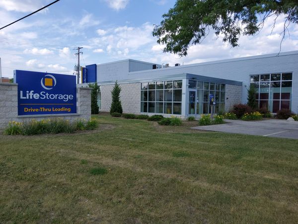 Cheap Storage Units in Milwaukee, WI (from $5) | Extra Space Storage