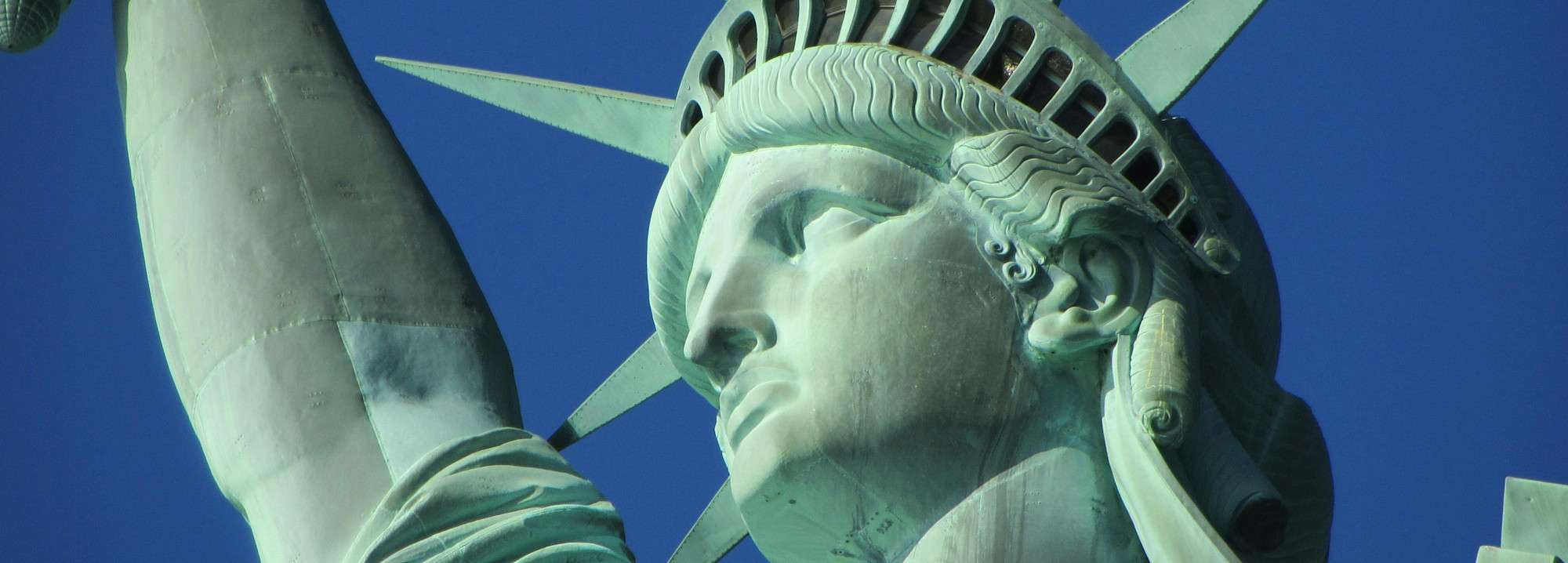 Libertarian vs Liberal: Differences in Political Ideologies | GoodParty.org