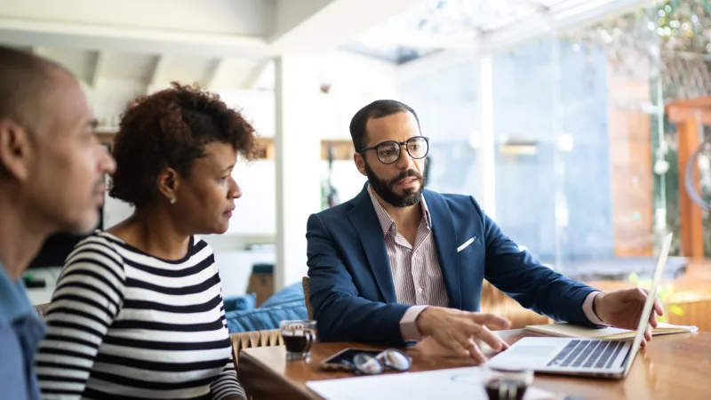 Benefits of Investing with a Brokerage or Advisory Account | Guardian