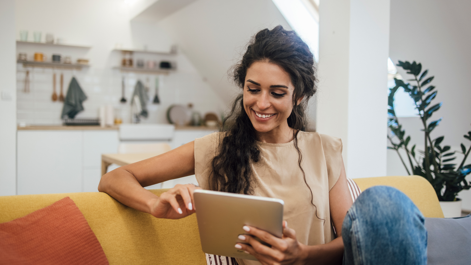 Setting Financial Goals: How to and Examples | Guardian