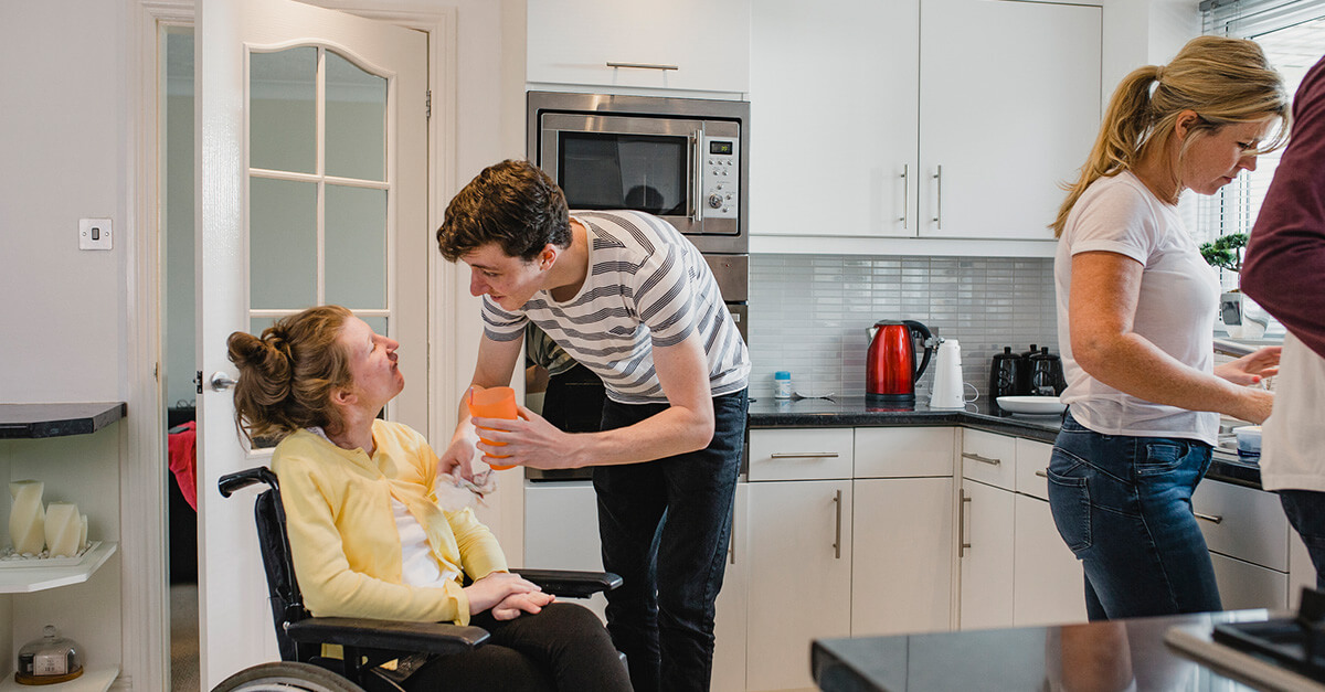 Living with amyotrophic lateral sclerosis (ALS)