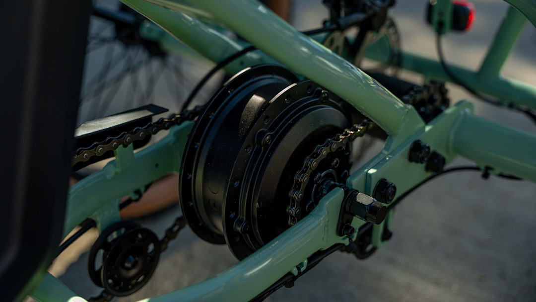 Retrospec Boca Rev: The Budget E-Trike with All the Bells and Whistles ...